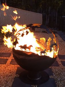 Round-Up Design - Aussie Garden FireBall - INNOVATIVE METALWORX